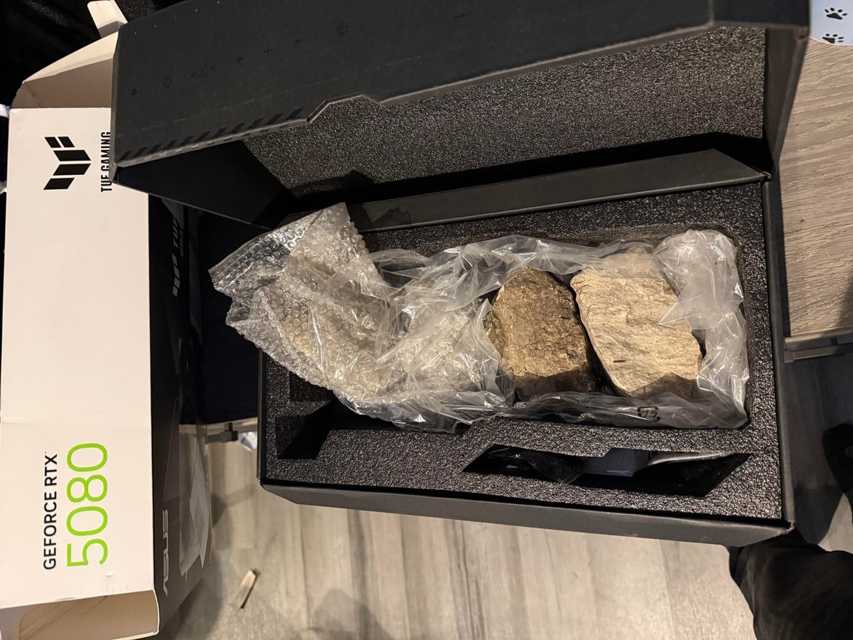 顯示卡 - Best Buy 買 ASUS TUF RTX 5080 但收到石頭, 原本拒賠直到報警逆轉 | 滄者極限